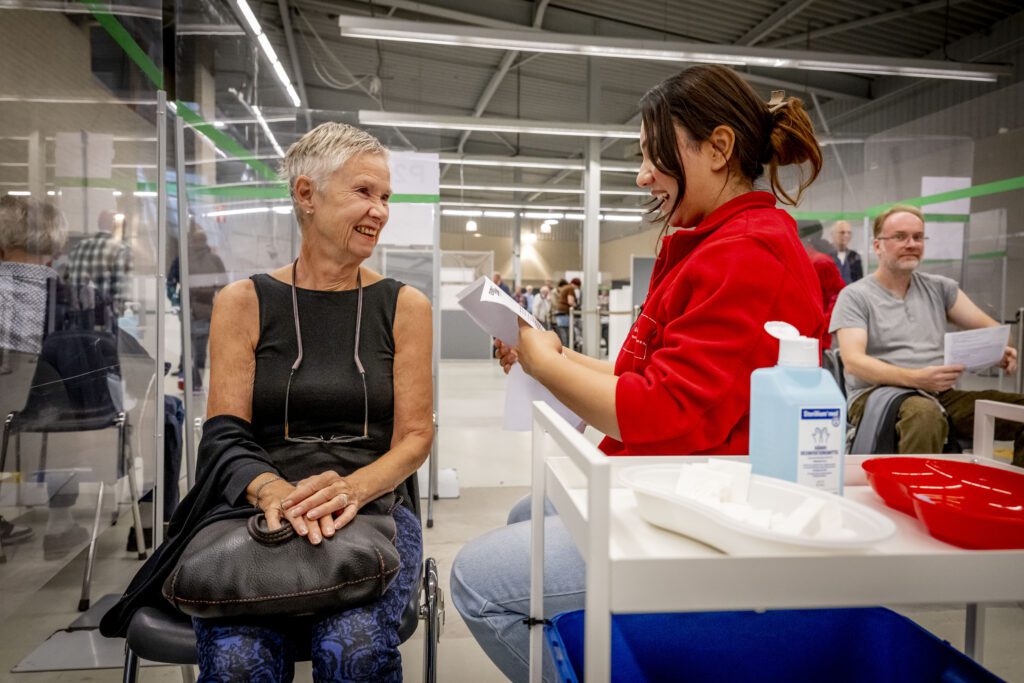 Aankondiging: najaarsronde 2025 coronaprik voor risicogroepen | GGD Limburg-Noord